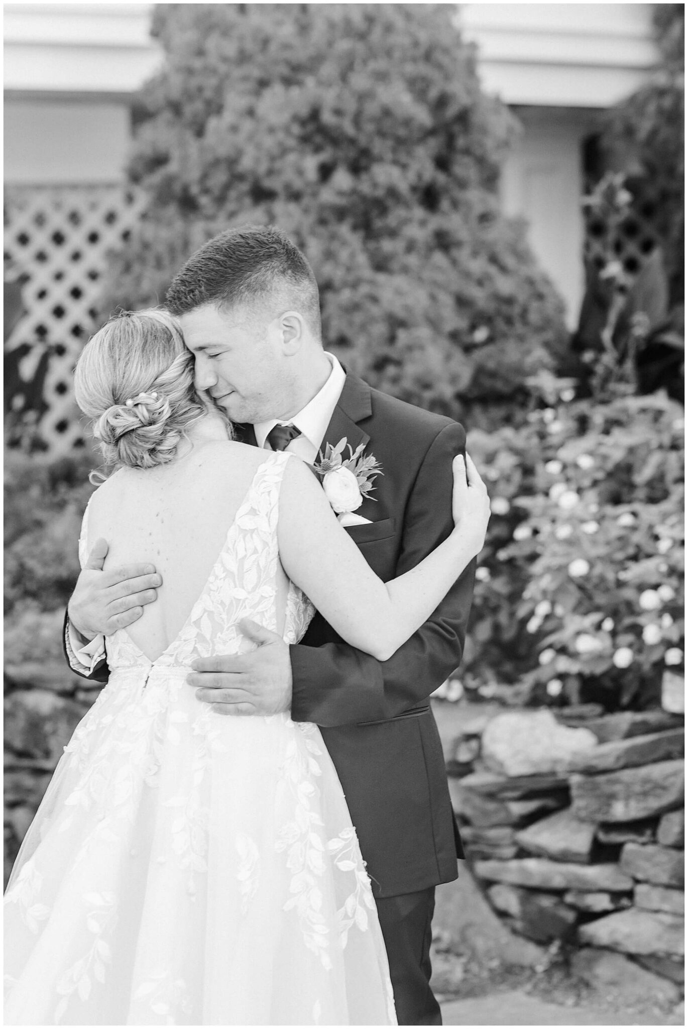 Bedford Village Inn, Bedford NH | Lauren and David - Ali B. Photography